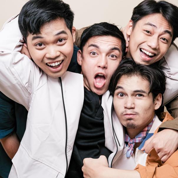 ‘Bar Boys’ is back! – SubSelfie